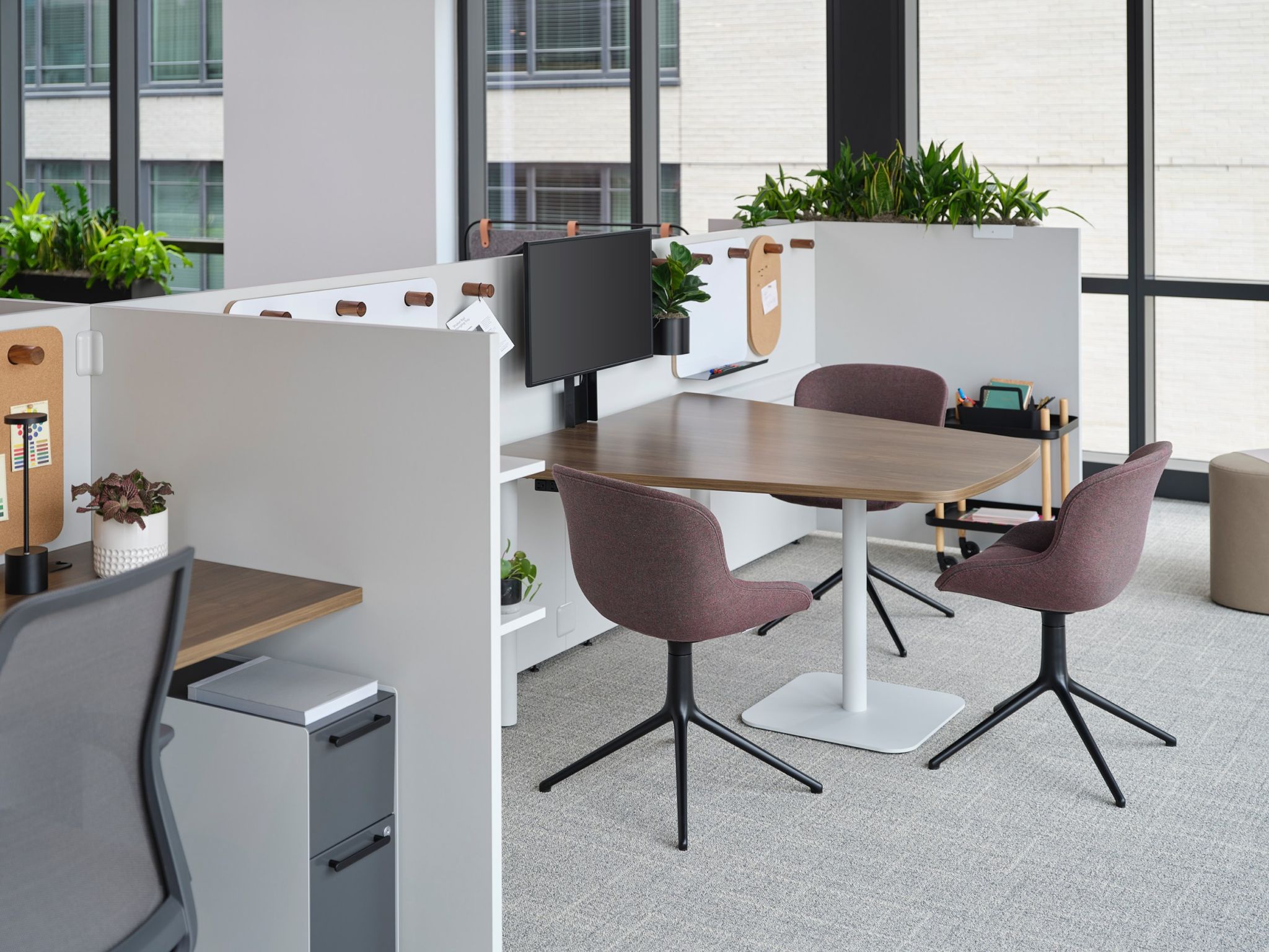 Modern Leader Considerations for Technology and Remote Work - Munson ...